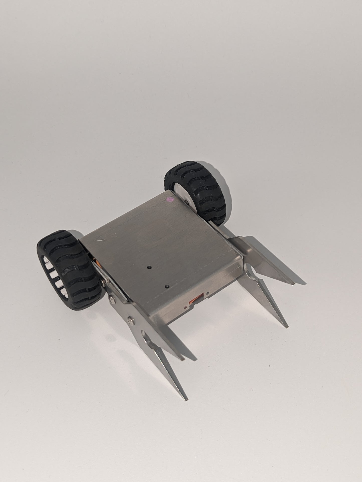 Hummingbird Pusher Bot – Osprey Robotics